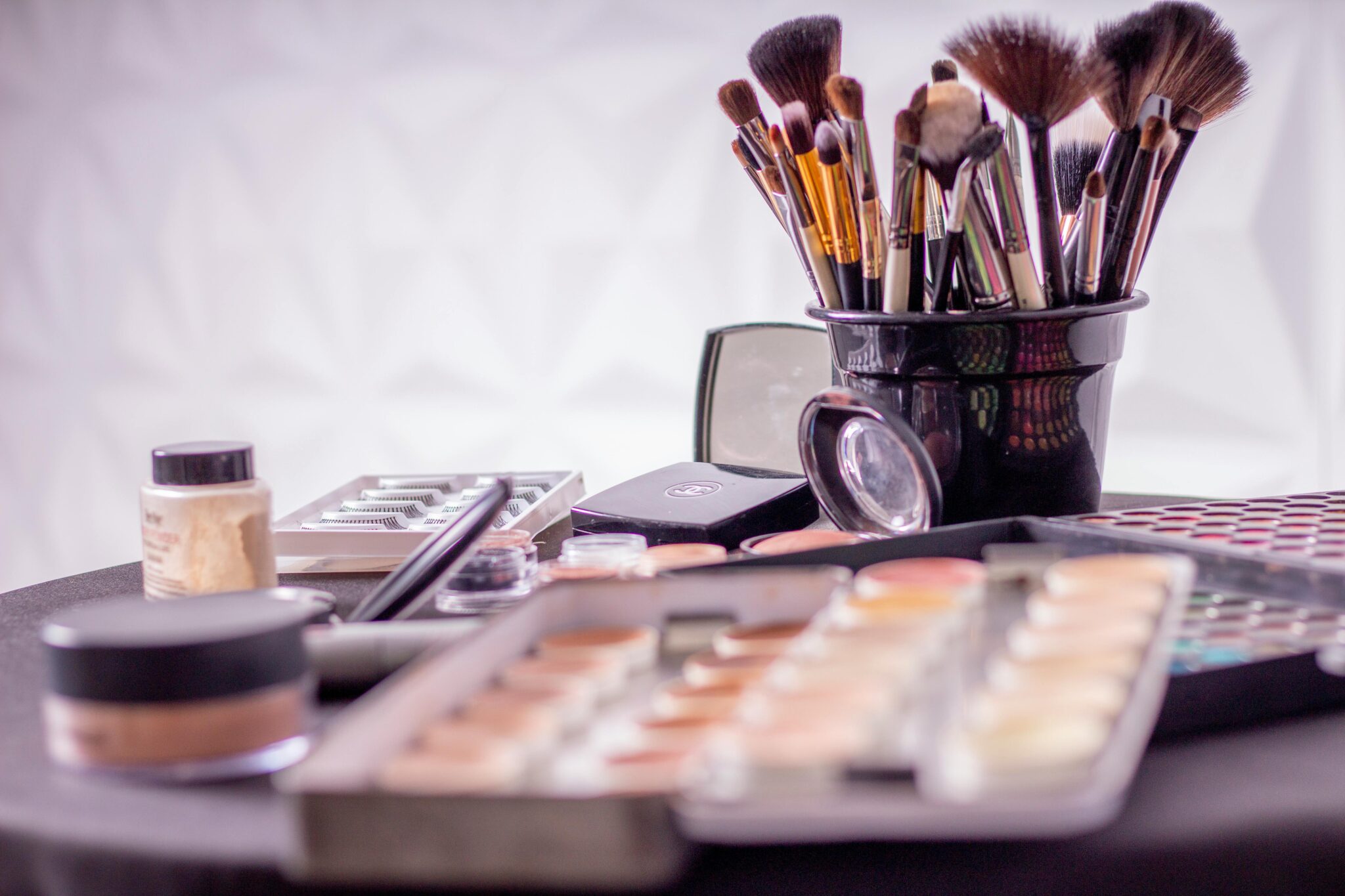Contour Makeup Explained: What It Is and How to Use It – Central ...