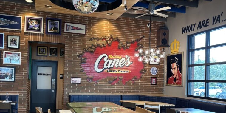 Van Goghblin Cafe in Orlando: A New Coffee Shop Blending Art ...